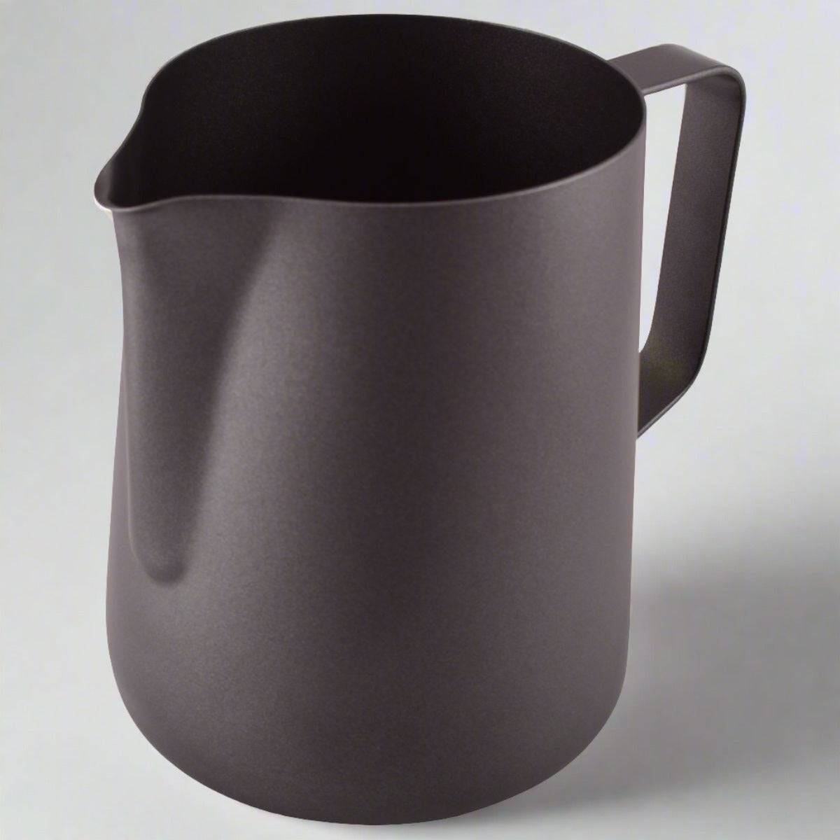 1 Litre Teflon Foaming Jug - Black – Coffee King UK